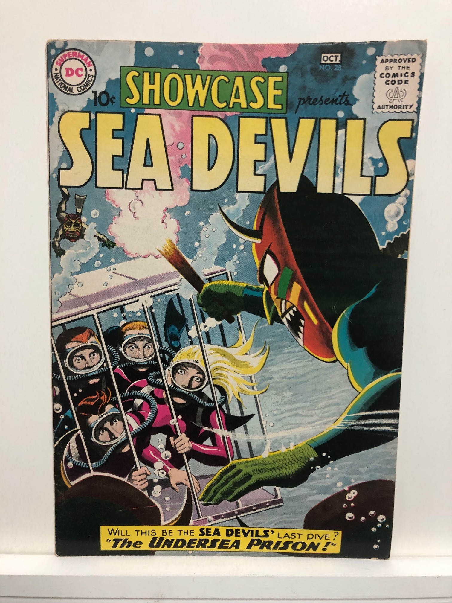 Showcase / Issue #28 | Comics Details | Four Color Comics