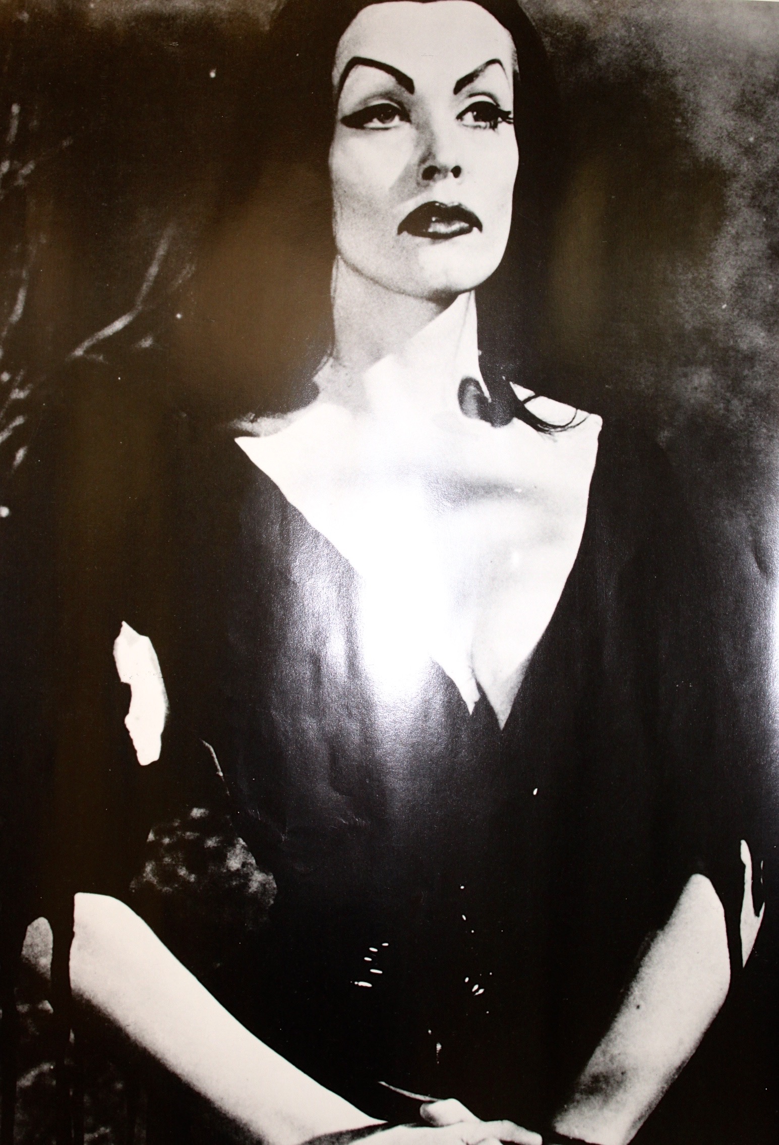 VAMPIRA | Other Products Details | Four Color Comics