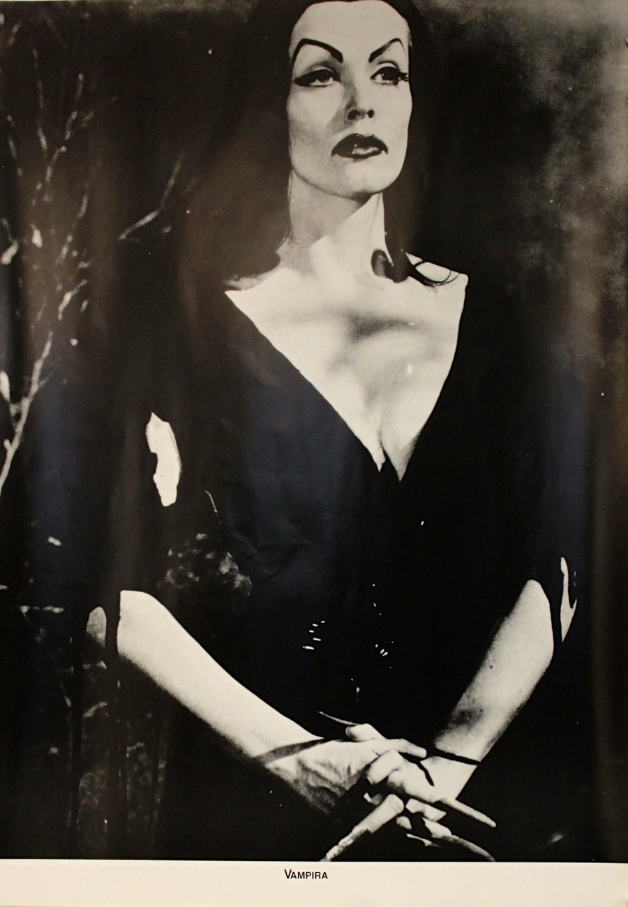 VAMPIRA | Other Products Details | Four Color Comics